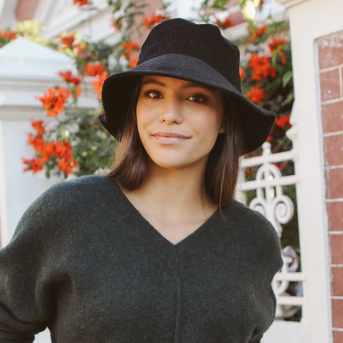 Rene Bucket – SUNHATS